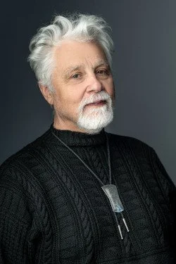 Yahgulanaas on a stamp - BC BooklookBC Booklook