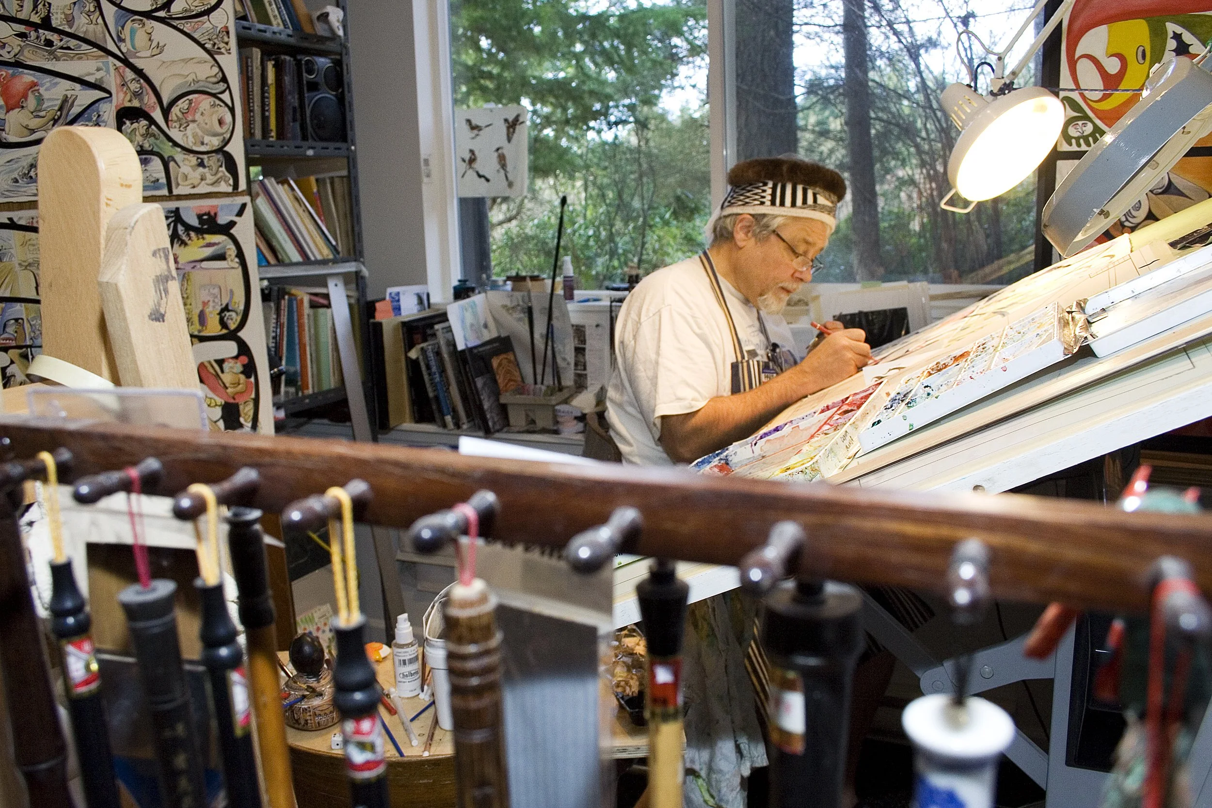 Yahgulanaas on a stamp - BC BooklookBC Booklook